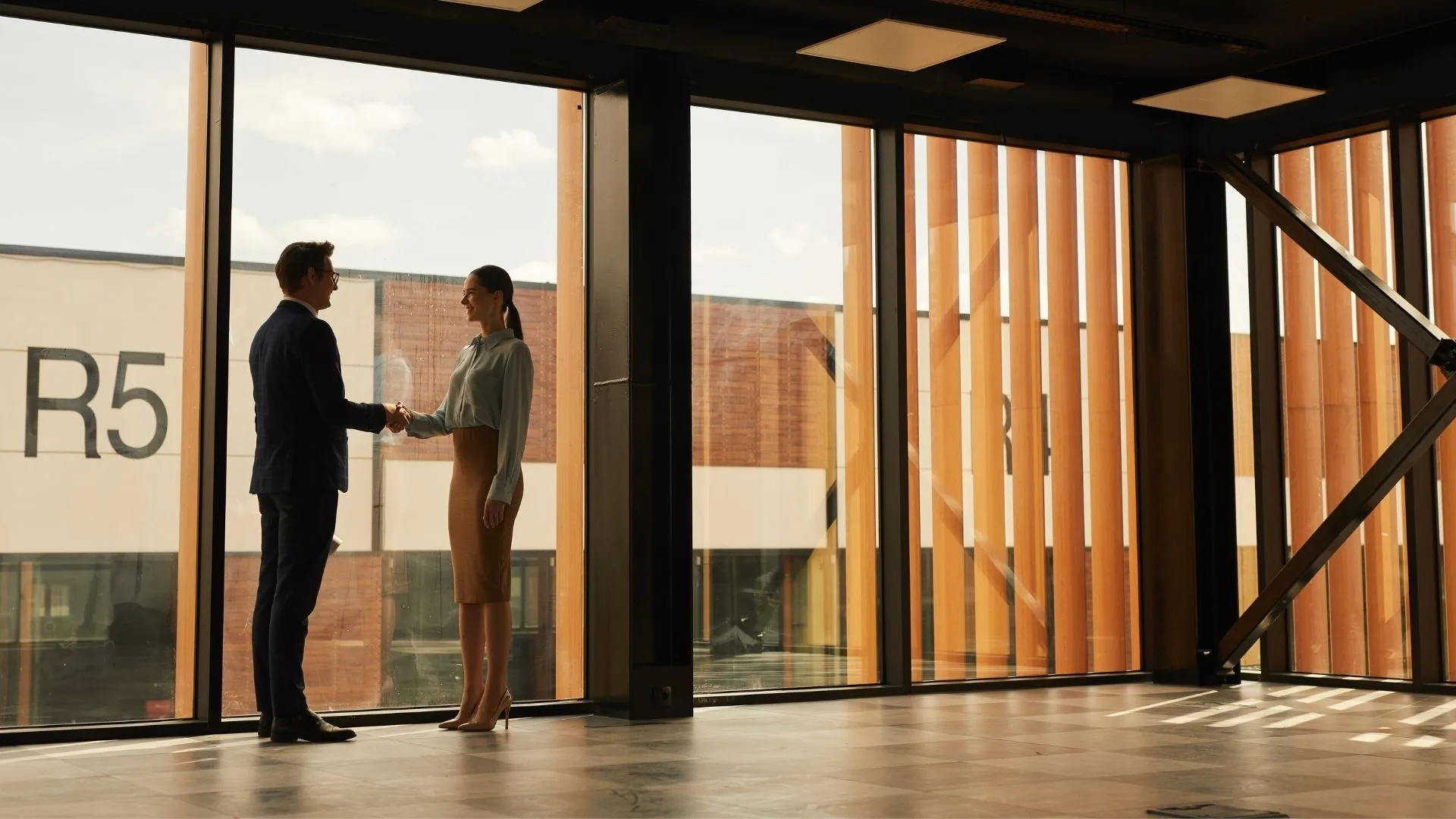 Club deal : définition, avantages et risques en 2025.